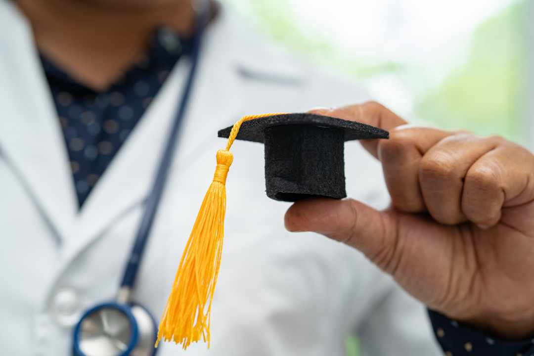 How to Become a Doctor in the UK: A Step-by-Step Approach - Futures Abroad